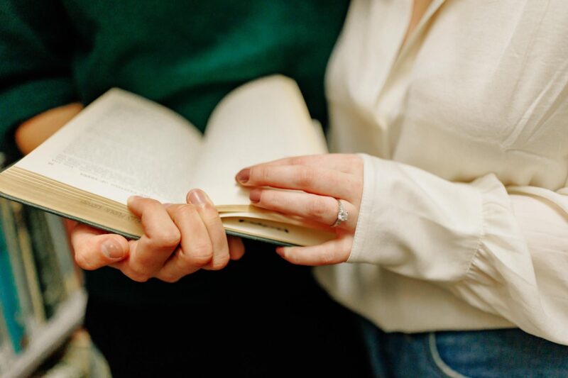 LA Central Library Engagement Photoshoot | Nostalgic Love Story